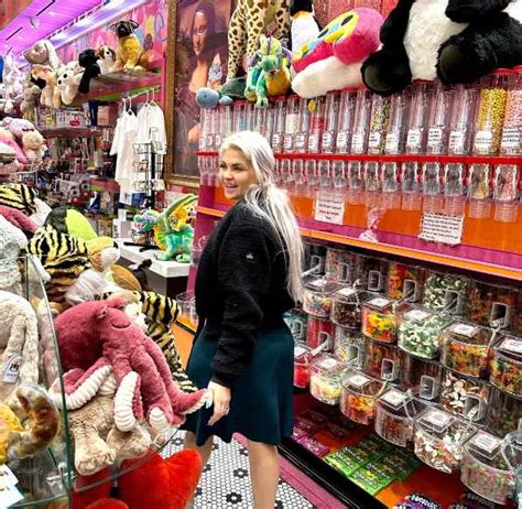 Sophia Vegas Vermögen Eltern Alter Ehemann Kinder Größe