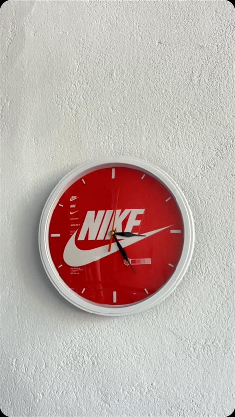 Diy Sneaker Box Inspired Clock Easy Diy Room Decor Diy Wall Decor Sneakerhead Room