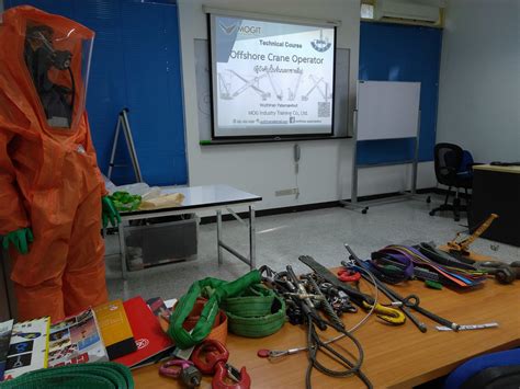 Crane Basic Offshore Crane Operator Mogit Marine Oil And Gas Onshore