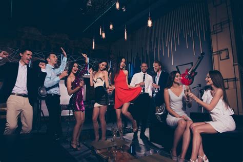 Chicago Swinger Clubs Guide Reviews And Information About Chicago