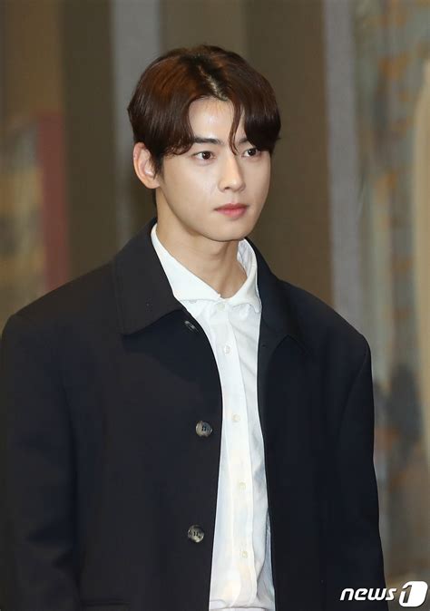 차은우 이승기 결혼식 온 얼굴천재 네이트 연예