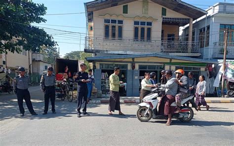 ကြံခင်းမြို့နယ်တွင် မြို့တော်သန့်ရှင်းသာယာလှပစေရေး ပလပ်စတစ်အမှိုက်များ