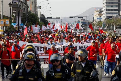Se Reactivan Masivas Protestas En Perú Contra Gobierno De Presidenta