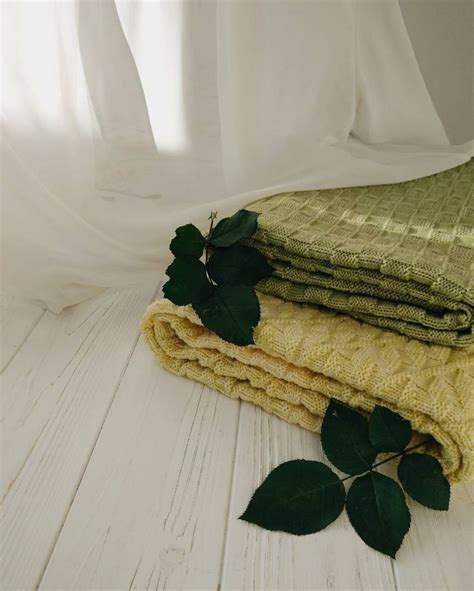 Вязаные пледы для малышей