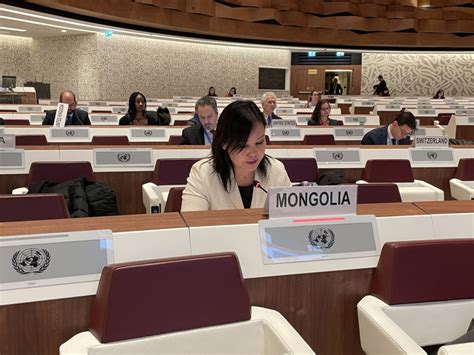 Монгол Улсын төлөөлөгчид Зэвсэг хураах бага хуралд оролцож байна