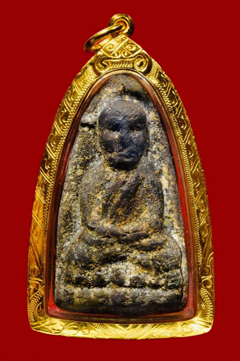 พระหลวงปู่ทวด พระเครื่องเลี่ยมทองคำแท้ หลุดจำนำ