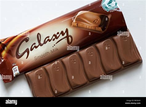 Galaxy Smooth Milk chocolate bar Stock Photo: 29467926 - Alamy