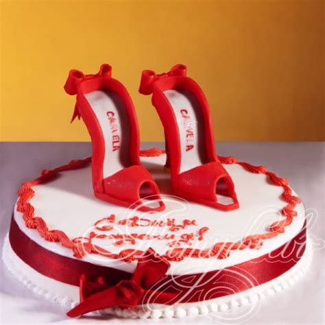 უცნაური საინტერესო ორიგინალური ტორტები