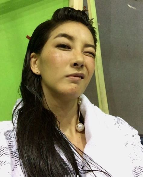 Believer Jin Seo Yeon Behind Selfie Reveals Aura Feels Photo