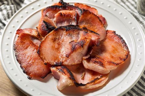 How To Carve A Ham Boneless Bone In And Spiral Ham