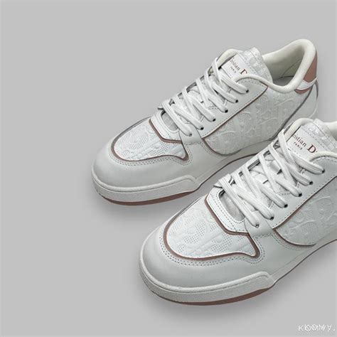 Кросівки діор — ціна 5600 грн у каталозі Кросівки Купити жіночі речі за доступною ціною на Шафі