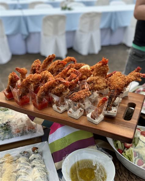 한스패밀리 L 제주케이터링•제주웨딩•기업케이터링•제주출장뷔페 ⠀ 제주민속촌 에서 진행해드린 글로벌기업 C사의 30주년 창립기념행사 🎉 ⠀ 한국적이면서도 다양한 음식을