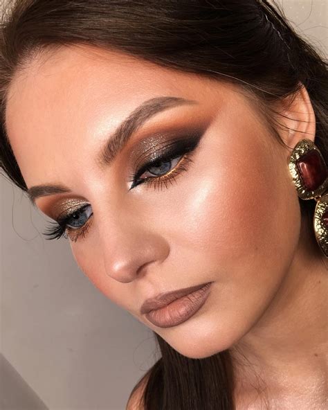 Top 33 Brown Makeup Looks For 2024 Trendy Elegant And Timeless
