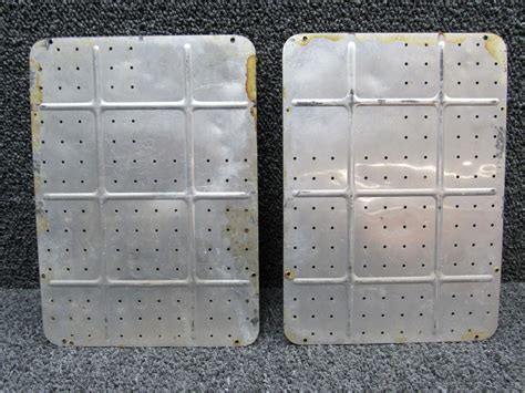 Cessna 172n Avionics Cooling Diffuser Set Lh Rh