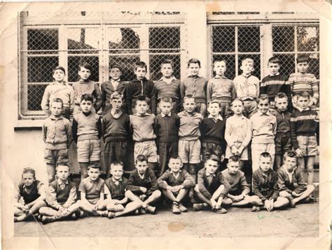 Photo De Classe Saint Joseph De 1960 Ecole Saint Joseph Copains Davant
