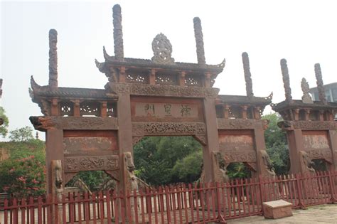 2023德阳文庙游玩攻略 可惜不能一窥全貌。德阳标志 【去哪儿攻略】