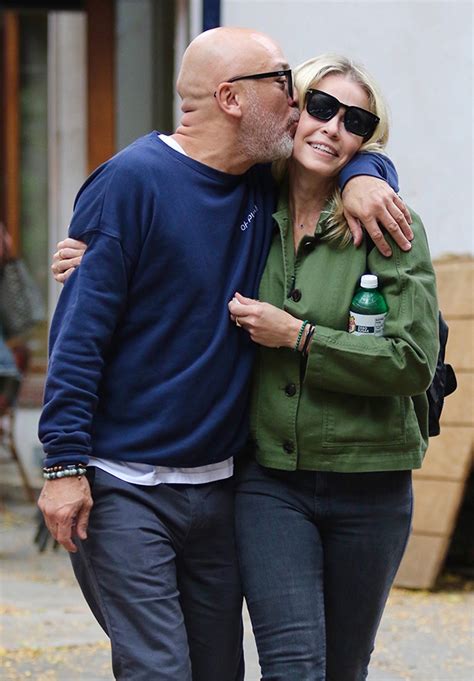 Chelsea Handler Rocks Bikini In Video With Boyfriend Jo Koy — Watch