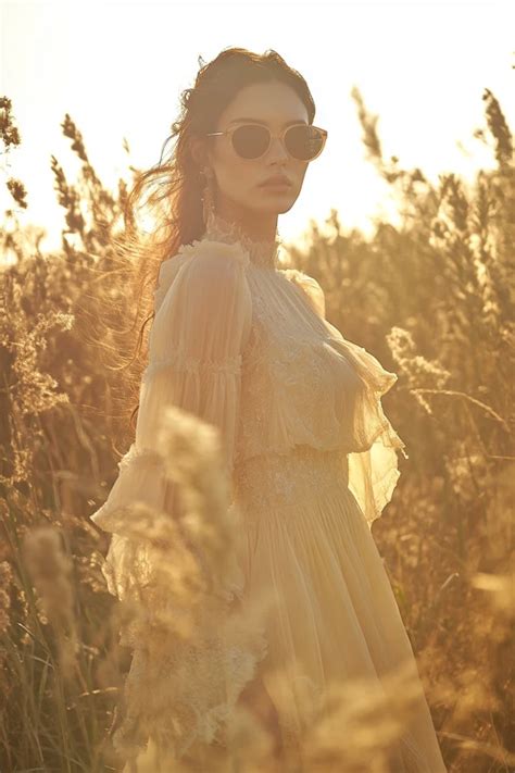 Romantic Dresses For Golden Hour Photoshoots Capturing The Perfect