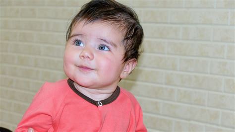 무료 이미지 사람들 초상화 어린이 표정 미소 고령자 얼굴 유아 눈 피부 오르간 이란 감정 인물 사진 귀여운 귀여운 소녀 라하 밴틀링