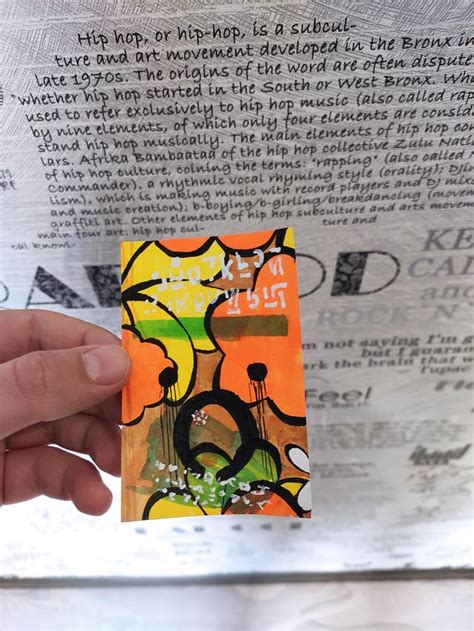 Momos Notebook R Stray