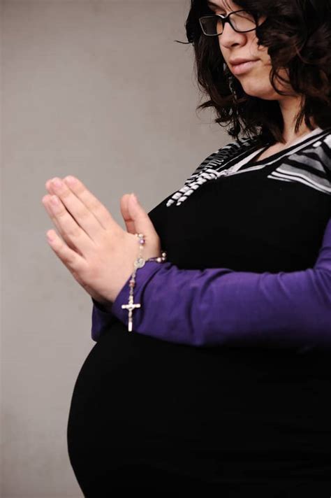 20 Christian Pregnancy Announcement Ideas To Celebrate Life