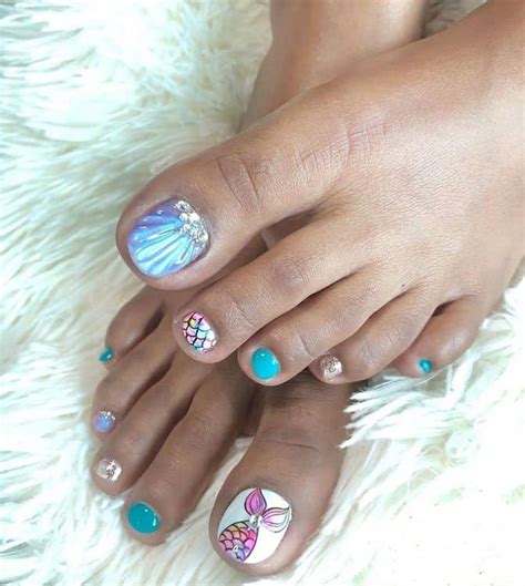 25 Breezy Beach Nail Designs To Try This Summer