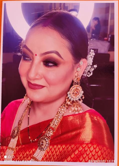priya bhandari makeup artist near mandawali new delhi makeupwale