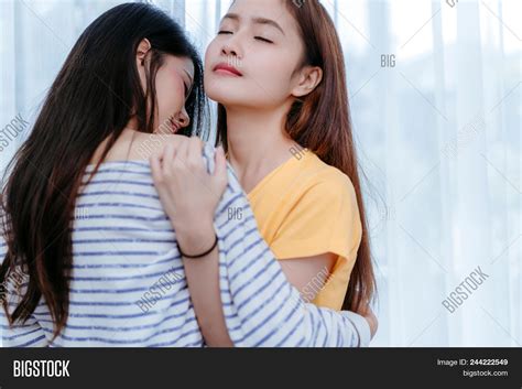 Asian Lesbians Telegraph