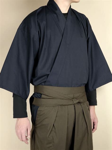 Hakama Pants From The Back When Using Kyahan On Legs High Waisted Super