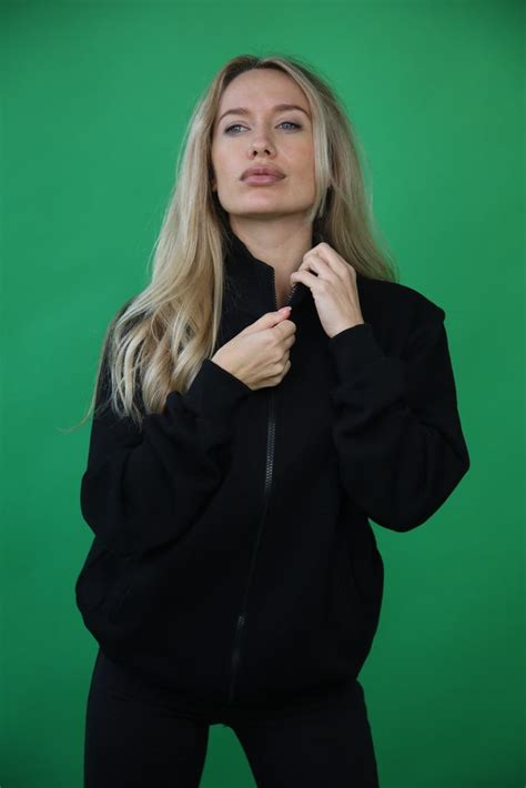 Чорна кофта на блискавці жіноча Tvoepolo