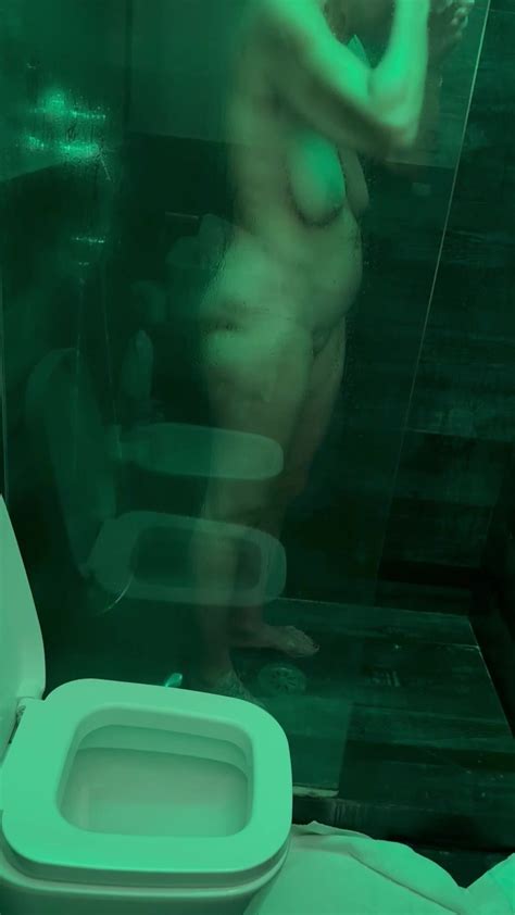 Anyca In Doccia Parte 2 Amaporn