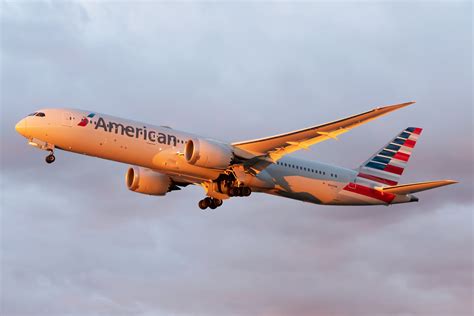 American Airlines Flight Attendants Approve New Contract Ending Long