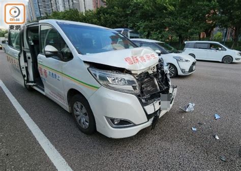 吐露港公路教會七人車撼私家車 兩車損毀幸無人受傷｜即時新聞｜港澳｜oncc東網