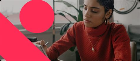 30 Performance Review And Feedback Examples For Every Role