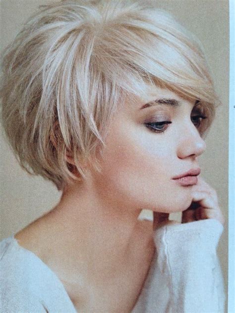 15 Inspirations Short Layered Bob Hairstyles With Fringe
