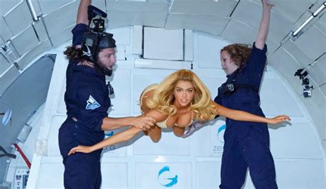 Kama Sutra Micro Gravity Edition Whiskey Babes