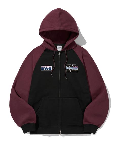 Codegraphy 코드그라피 실시간 인기 스타일 래글런 배색 후드 집업블랙 온더룩