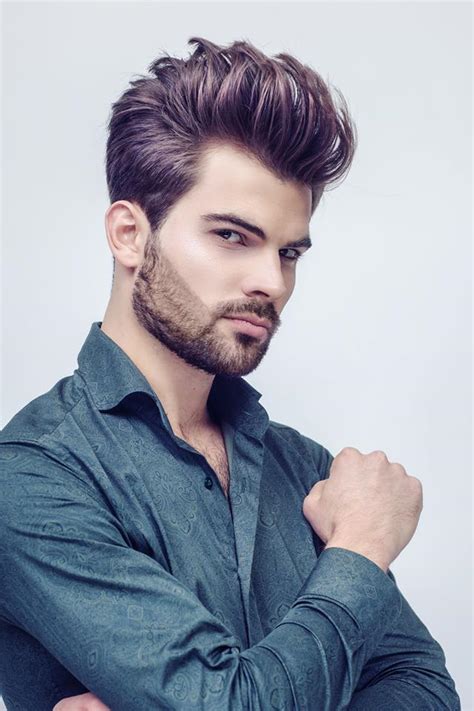 Man Central Patryk Tomaszewski In Casual Wear