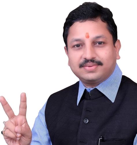 Pin Van Manoj Kumar Jain Op Manoj Jain