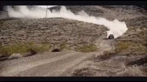 从Toyota一路狂奔到阿拉善的越野用野性和实力颠覆你的视觉 汽车 玩车 好看视频