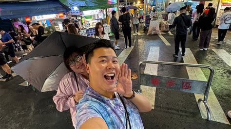 突發直播🔥饒河夜市約定咗你哋啦！你到未啊？嚟啦，一齊夾公仔！ Youtube