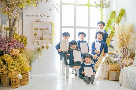 卒園と入学の記念写真に仲良しのお友達同士で撮影にお越しいただきました＊ Photo House Topic｜フォトハウストピック