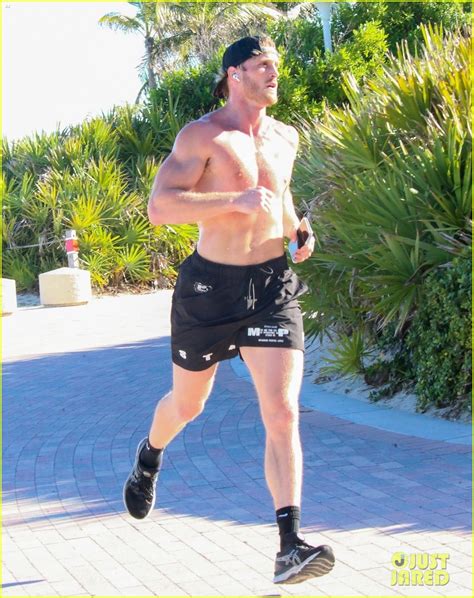 Logan Paul Goes Shirtless During Miami Beach Run With Girlfriend Nina Agdal Photo 4846666