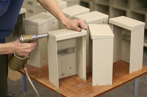 Assembly Methods And How They Impact Cost Savings Highland Machine Assembly Methods And How They Impact Cost Savings Highland Machine