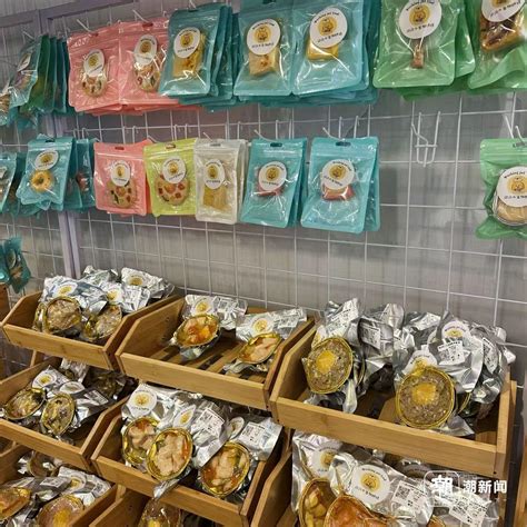 打破传统，不做 流水线”，宠物店变身温馨 会客厅”