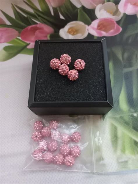 Бусинки — ціна 20 грн у каталозі Матеріали для рукоділля Купити товари для спорту за доступною