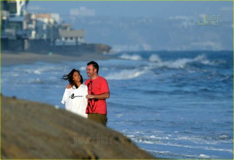 Jessica Alba The Camera Made Me Do It Photo Bikini Jessica Alba Pictures Just Jared