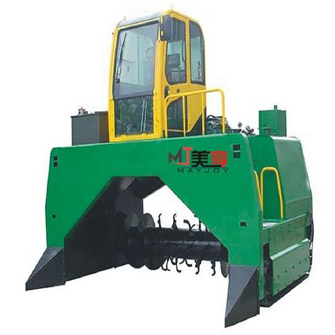 China Customized Compost Windrow Turner Manufacturers Good Price Compost Windrow Turner