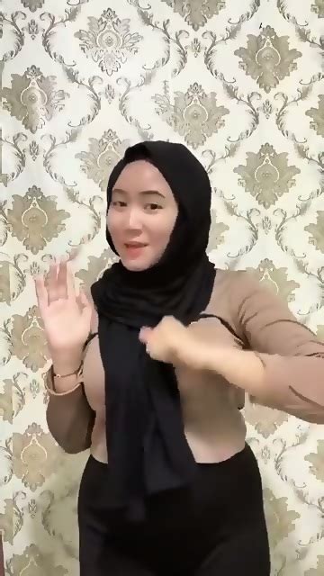 Jilbab Goyang Pantat Eporner