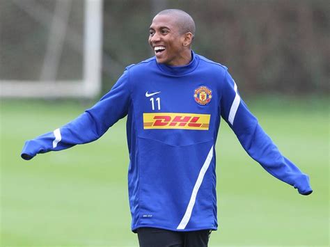 Stephen Warnock Expects Good Reception For Ashley Young On Aston Villa